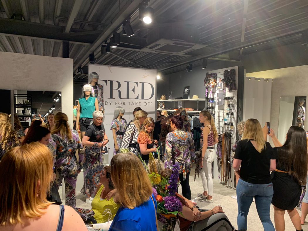 Stylist Fred van Leer geeft kledingadvies bij Shoeby - Rebonieuws.nl Stylist Fred van Leer geeft kledingadvies bij Shoeby - Rebonieuws.nl